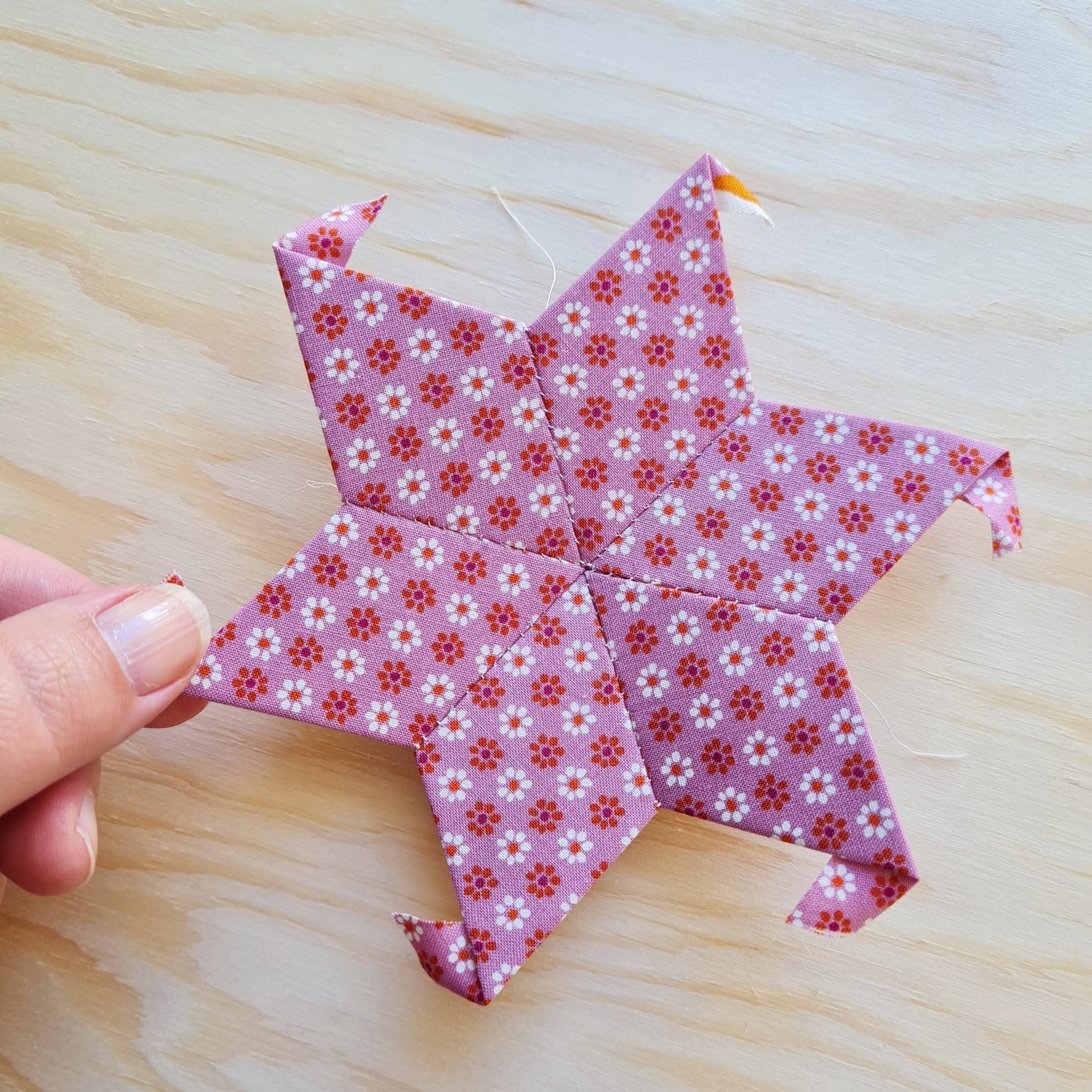 How to Get Perfect Points in English Paper Pieced (EPP) Stars – Tales ...