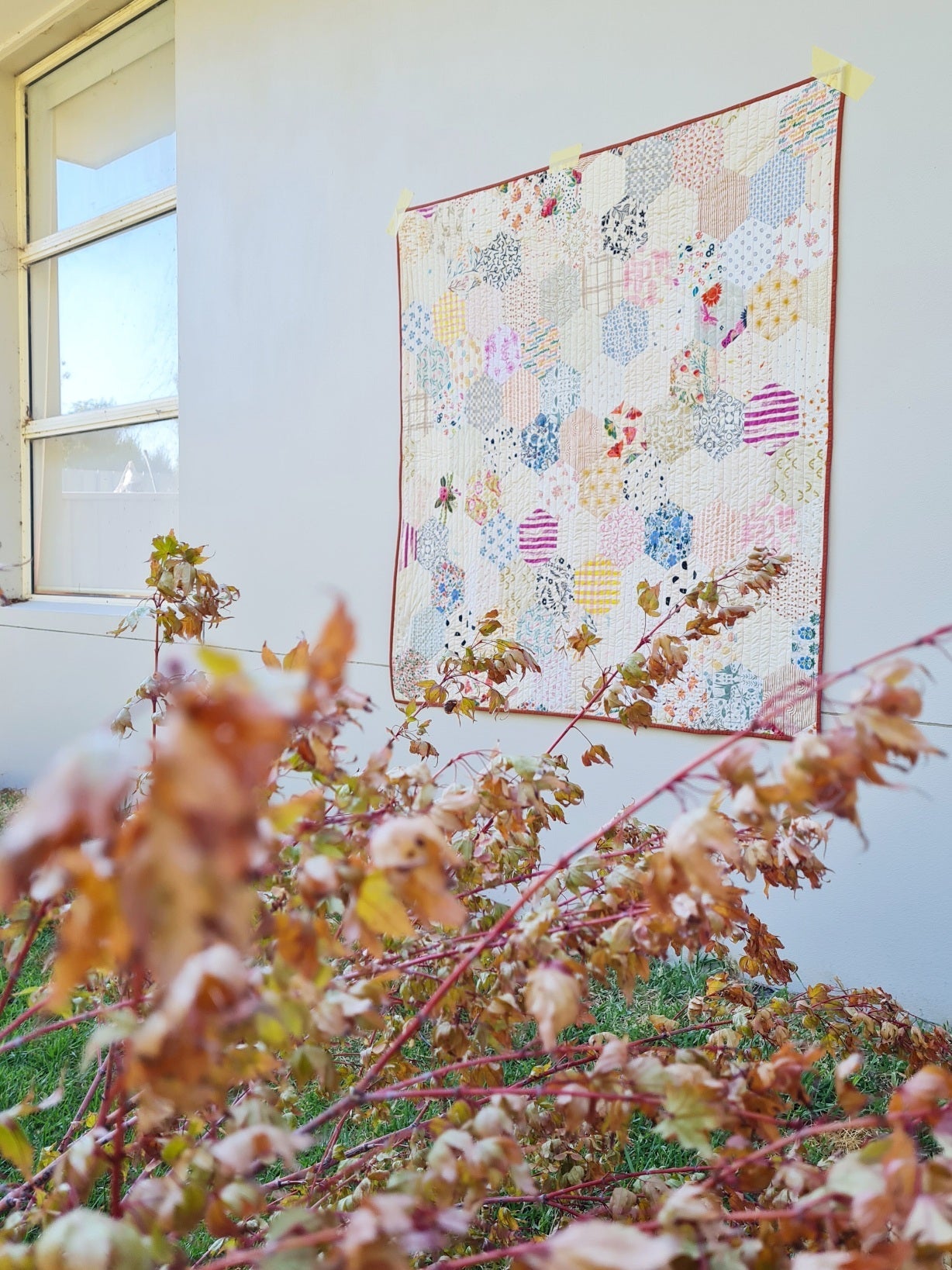 Kindling Quilt - A Beautiful, Easy, Low Volume EPP Quilt – Tales of Cloth